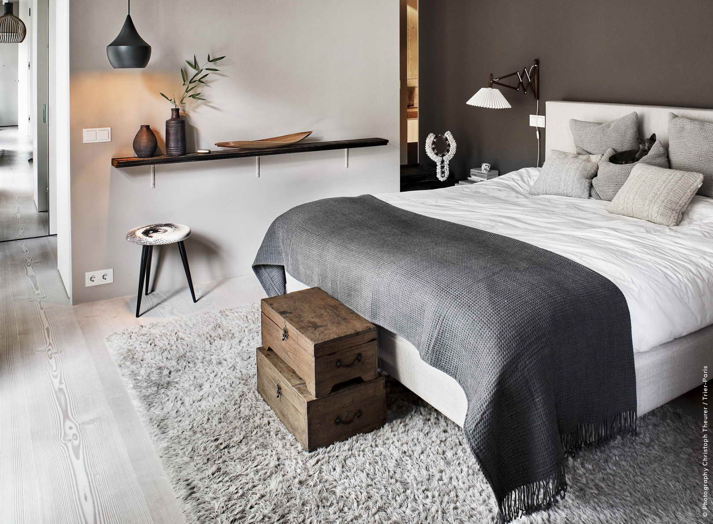 Interior Feature - Durian Communication