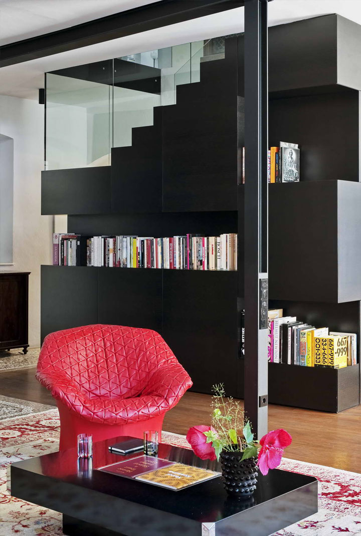 Interior Feature - Durian Communication